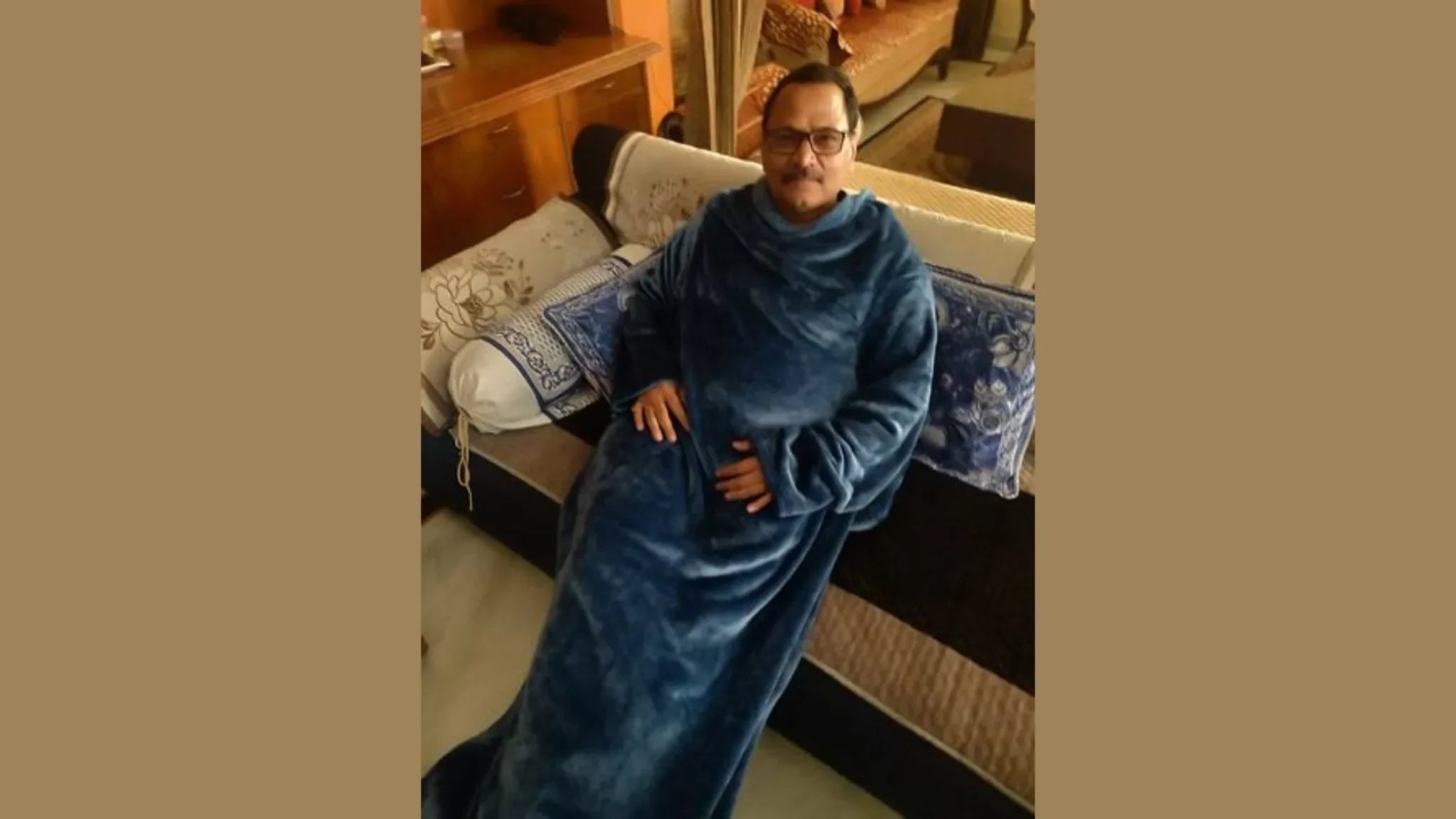 The Ultimate Lounging Upgrade: CUDDLZ Wearable AC Blanket vs ...